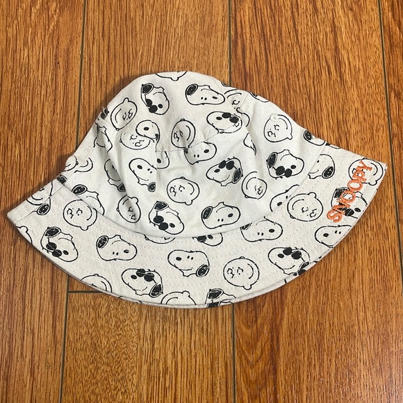 Zara | Accessories | Zara Snoopy Bucket Hat 3 For 25 | Poshmark